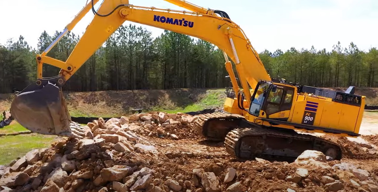 PC900LC-11 | Komatsu